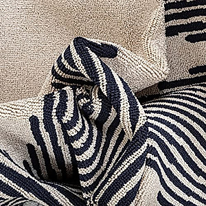 Well Woven Zella Ivory Tribal Diamond Medallion Area Rug (7'10" x 10'6")