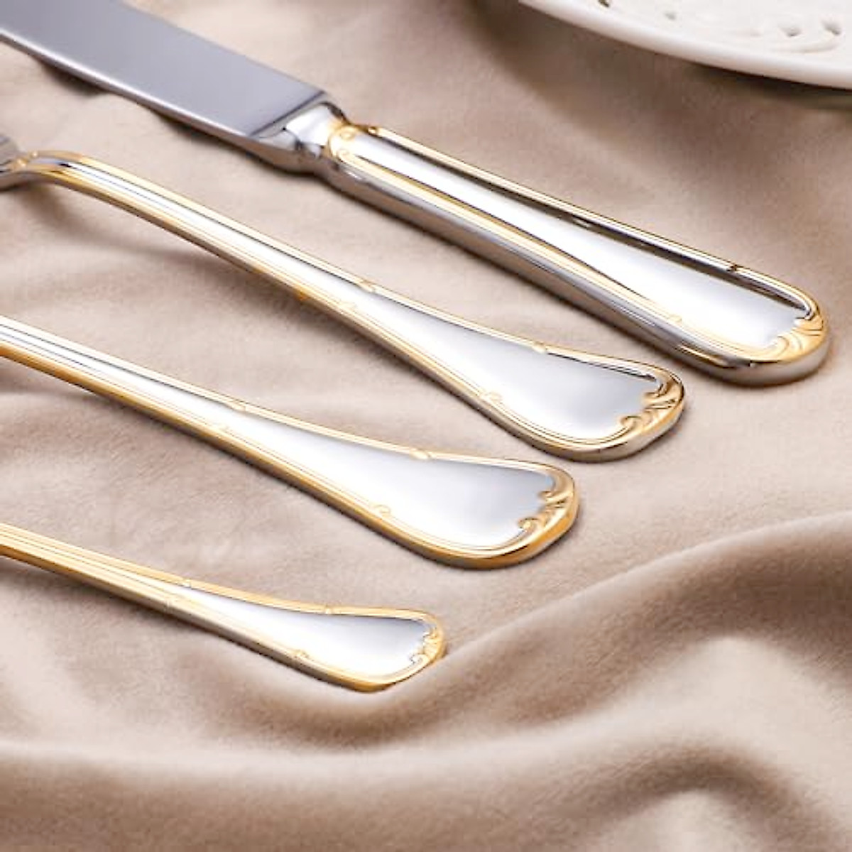 Zerophilo Silverware Set Gold Cutlery Set Mirror Polished Flatware Set Stainless Steel knife fork spoon Dishwasher Safe Gift of Wedding Housewarming Service for 1 (Gold)
