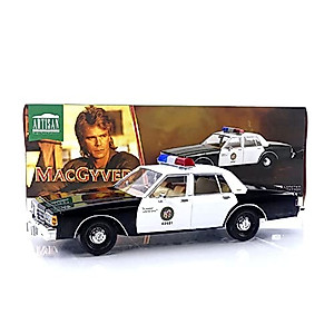 Greenlight 1986 Chevrolet Caprice Black and White LAPD (Los Angeles Police Department) MacGyver (1985-1992) TV Series Artisan Collection 1/18 Diecast Model Car