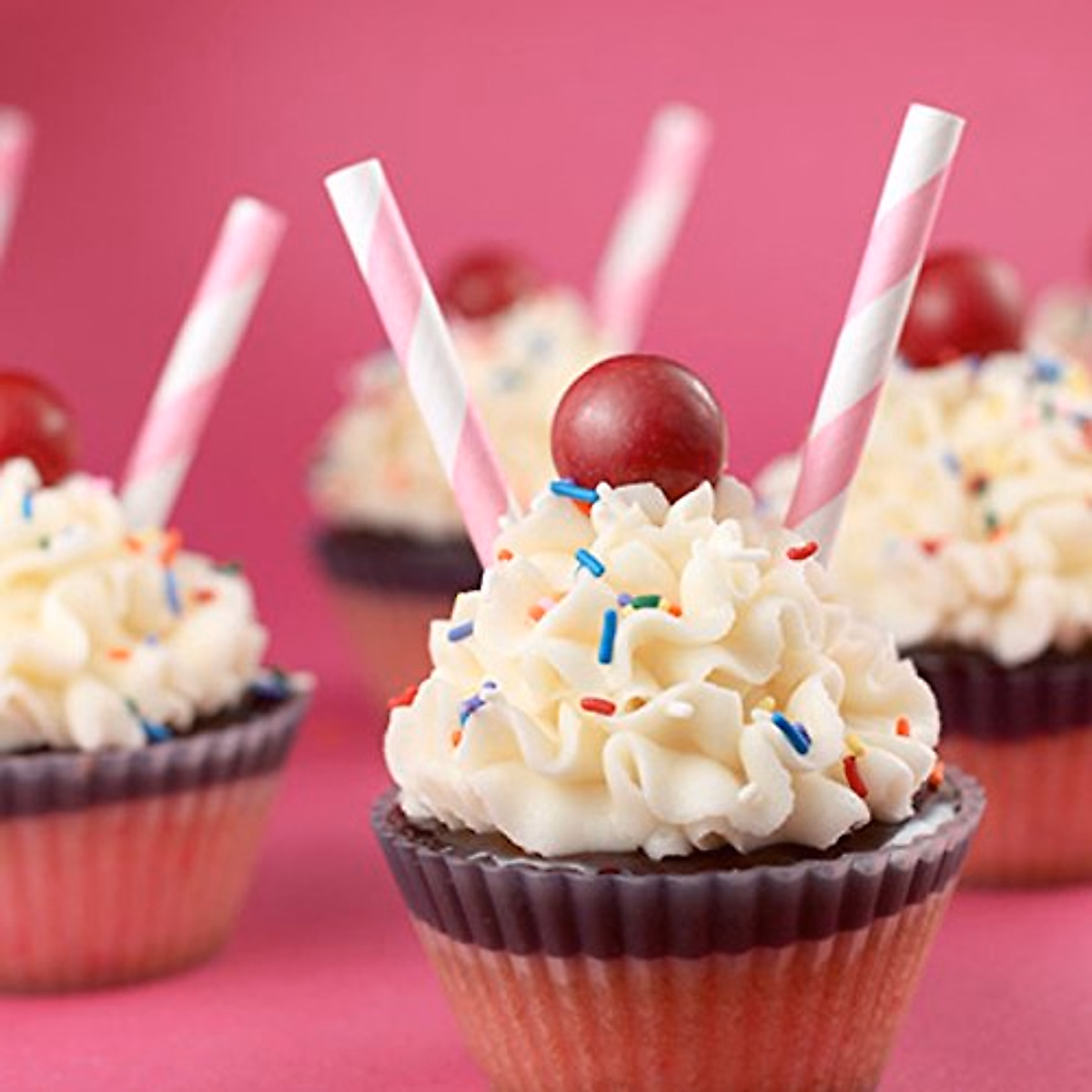 Outside the Box Papers Gold and Pink Stripe and Chevron Paper Straws 7.75 Inches 100 Pack Gold, Pink, White