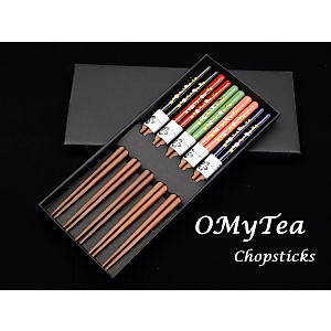 OMyTea 5 Pairs Chopsticks Reusable - Japanese Wooden Chopsticks Gift Sets, 9 Inch/23cm, for Sushi, Noodles, Rice, Camping, Travel (Sakura & Rabbits)