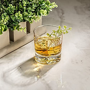 JoyJolt Everyday Whiskey Glasses - 10oz Old Fashioned Glasses, Set 4 Crystal Scotch Glasses, Rocks Glass, Bourbon Glasses, Liquor Glasses, Cocktail Glasses set