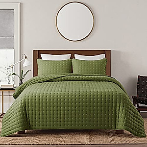 Green California Cal King Size Quilt Bedding Sets with Pillow Shams, Dark Sage Olive Oversized Lightweight Soft Bedspread Coverlet, Quilted Blanket Thin Comforter Bed Cover, 3 Pieces, 118x106 inches