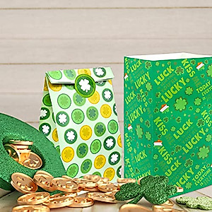 St Patrick's Day Paper Gift bag Shamrock Treat Bags Goodie Bags for Party Favors 24 Pack