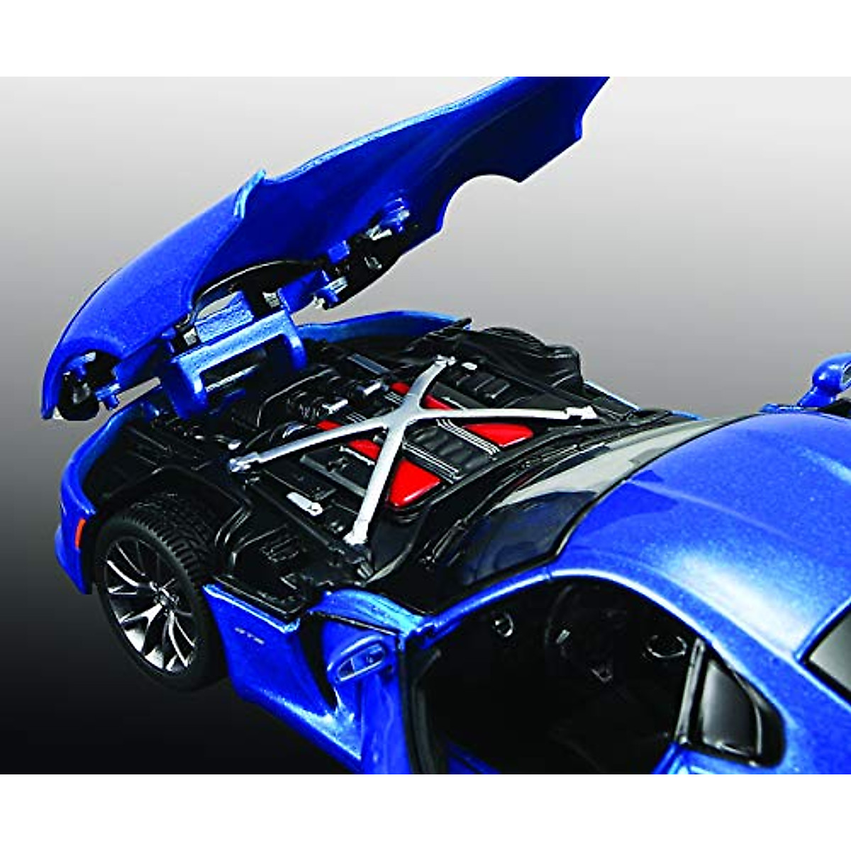 Maisto 1:24 Scale Assembly Line 2013 SRT Viper GTS Diecast Model Kit (Colors May Vary)