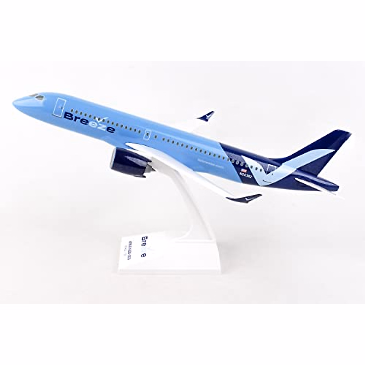 Daron SkyMarks Breeze A220-300 1/100 (SKR1112)