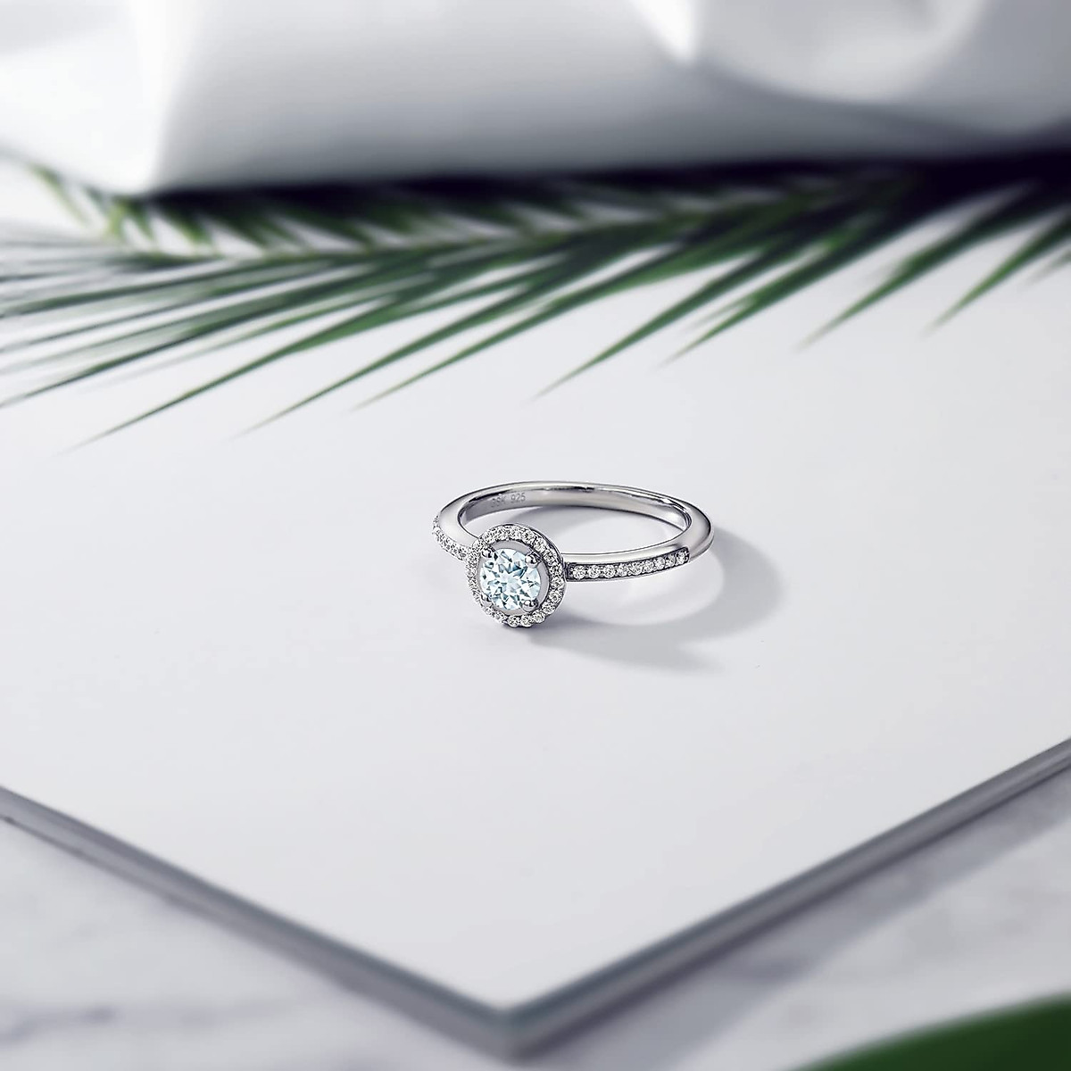 Gem Stone King 925 Sterling Silver Aquamarine Engagement Ring For Women (0.59 Cttw, Gemstone Birthstone, Round 5MM, Available 5,6,7,8,9) (Size 5)