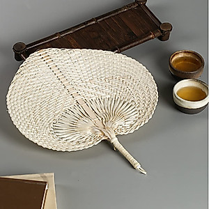 GUITU Natural Raffia Fans, Whole Leaf, Handmade Bamboo Fan, Palm Leaf Handheld Fans, A Must-Have Fan for Hot Summers Exquisite Handicraft(2pcs)