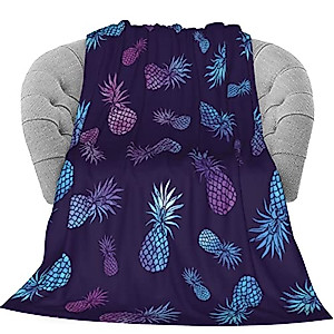 Pineapple Fruit Pattern Throw Blanket Fall Festival Halloween Autumn Plush Fleece Fuzzy Blanket for Couch Sofa Chairs Bed 50"X40"