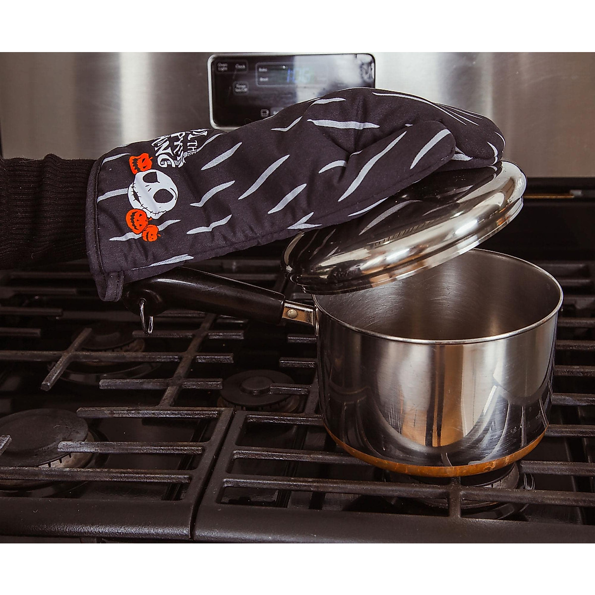 Disney The Nightmare Before Christmas Jack Skellington Kitchen Oven Mitt Glove
