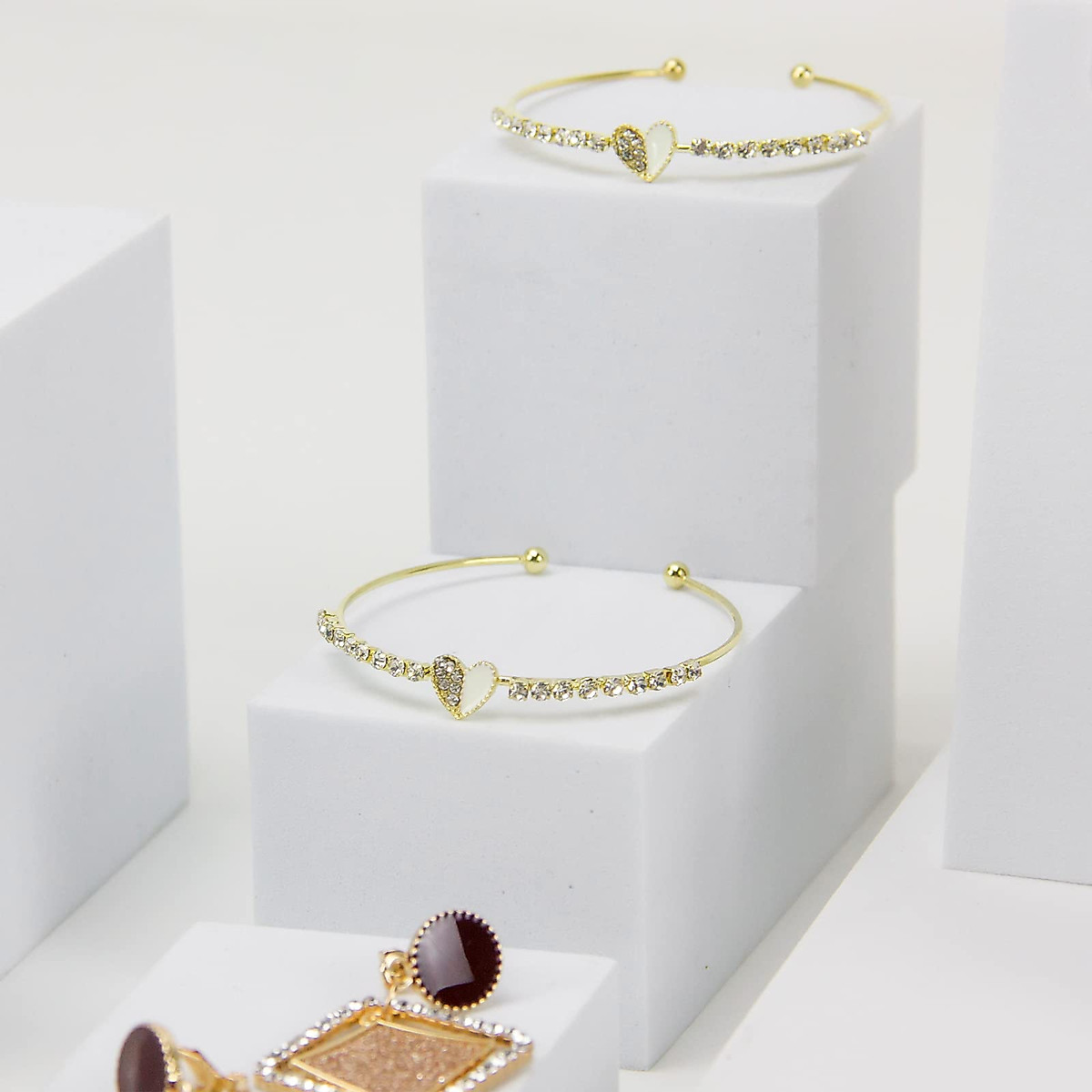 Kcgani Photography Background Props, White Geometric Cube Photo Props Set, Stereo Photo Decorative Backdrop, Posing Display Solution for Lipstick, Jewelry, Perfume, Makeup Tools, 30Pcs