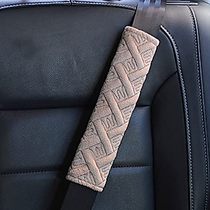 Osilly Car Seat Belt Pads, 2 Pack Soft Furry Seatbelt Shoulder Strap Covers for A More Comfortable Driving, Car Interior Accessories, Universal Harness Pad for All Cars & Backpack Straps (Khaki)