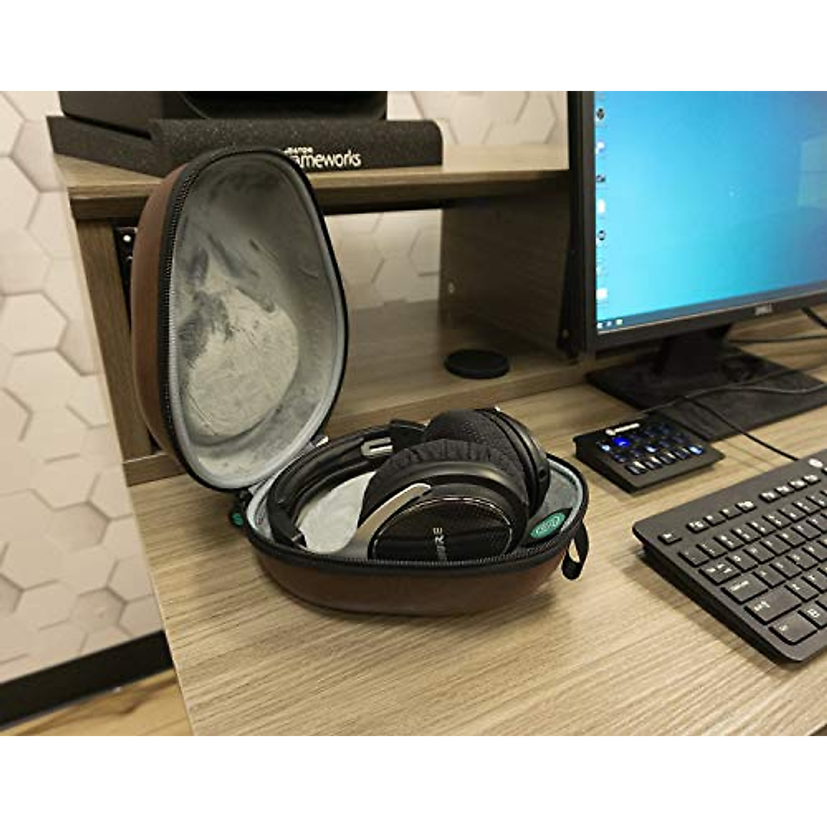 Slappa HardBody Molded Case for Folding & Non-Folding Headphones and Gaming Headsets; Brown (SL-HP-BROWN)