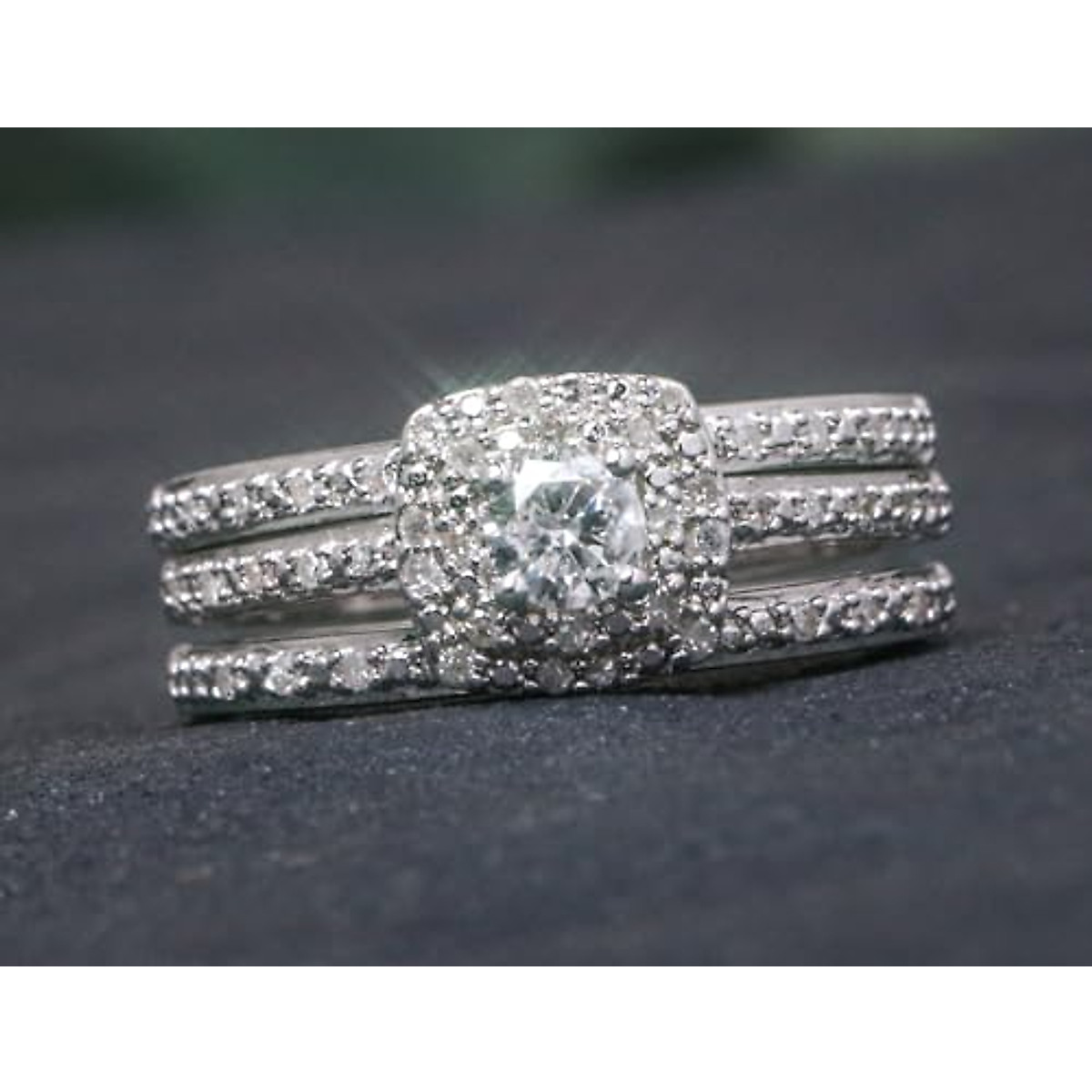 1/2 Carat (ctw H-I, I2-I3) Diamond Engagement Wedding Ring Set in Sterling Silver