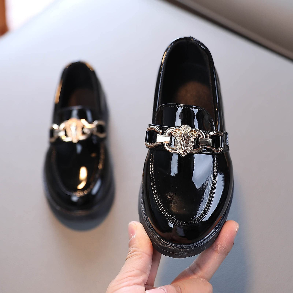 Girls Slip On Leather Shoes Loafer Rhinestone Decoration Flats School Dress Shoes for Girls Toddler Slippers Boys (Black, 3.5-4 Years Toddler)