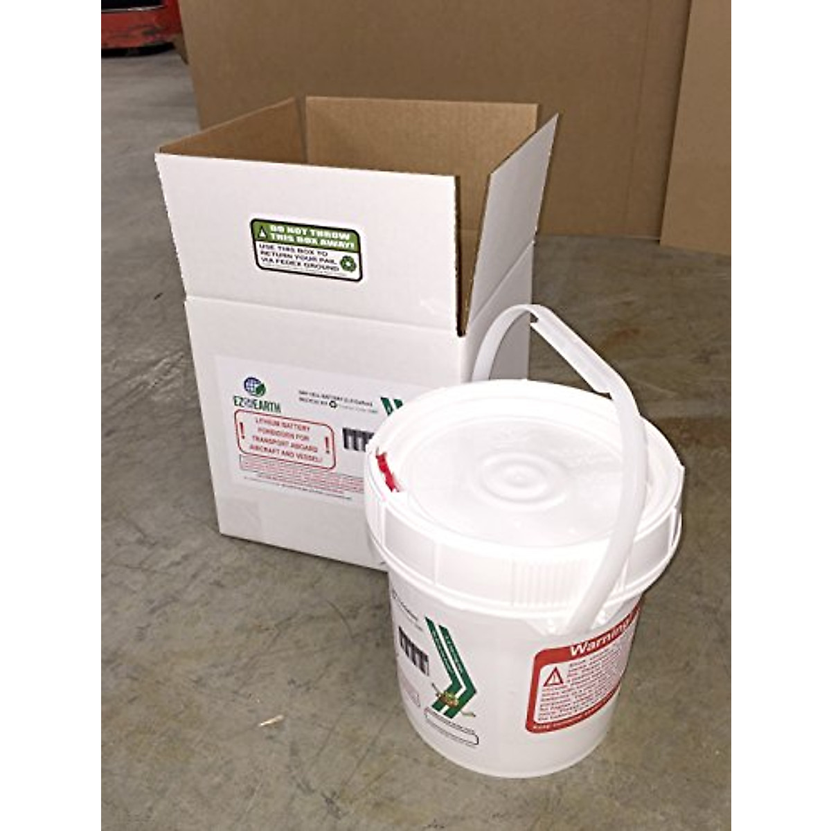 EZ on the Earth Battery Recycling Container Kit, 1 Gallon Battery Recycling Pail, pre-Paid Mail Back Recycle kit for Lithium Batteries and Other Dry Cell Batteries