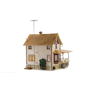 Micro-Mark Woodland Scenics Landmark Structures Built & Ready Corner Porch House, HO Scale