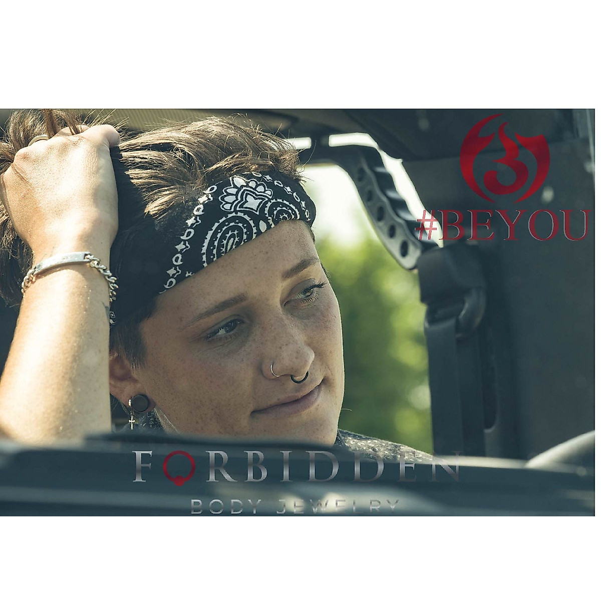 Forbidden Body Jewelry 316L Surgical Steel Hinged Seamless Nose Rings Hoop 14 gauge (14G), Diameter 8mm, Gold Tone.