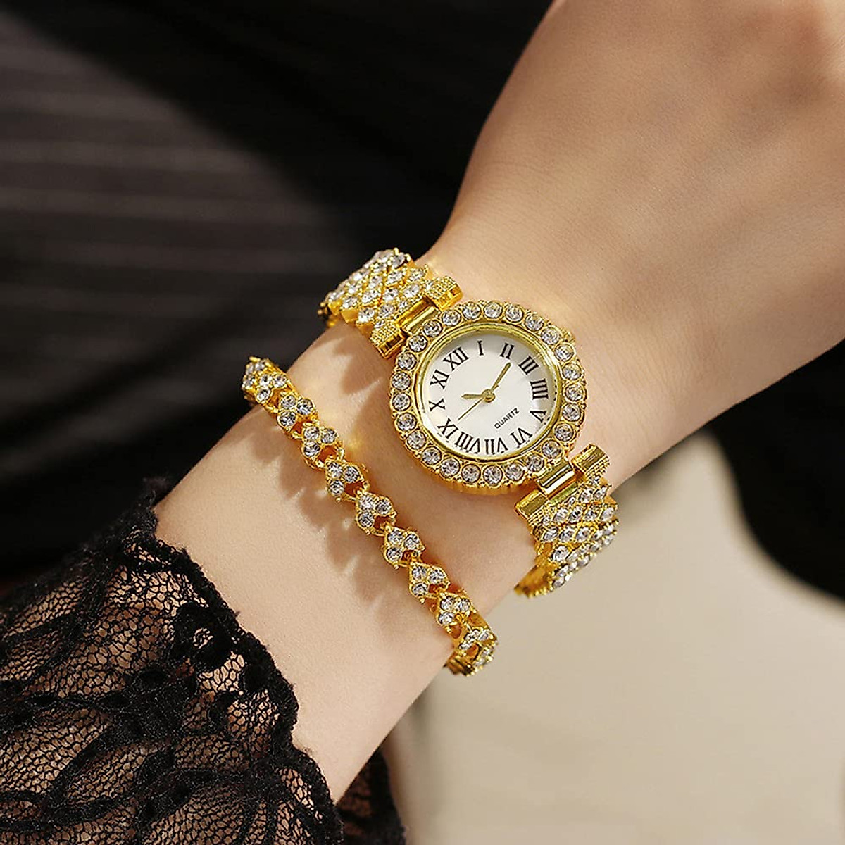 Weicam Elegant Women Crystal Bangle Analog Quartz Wristwatch (Gold)