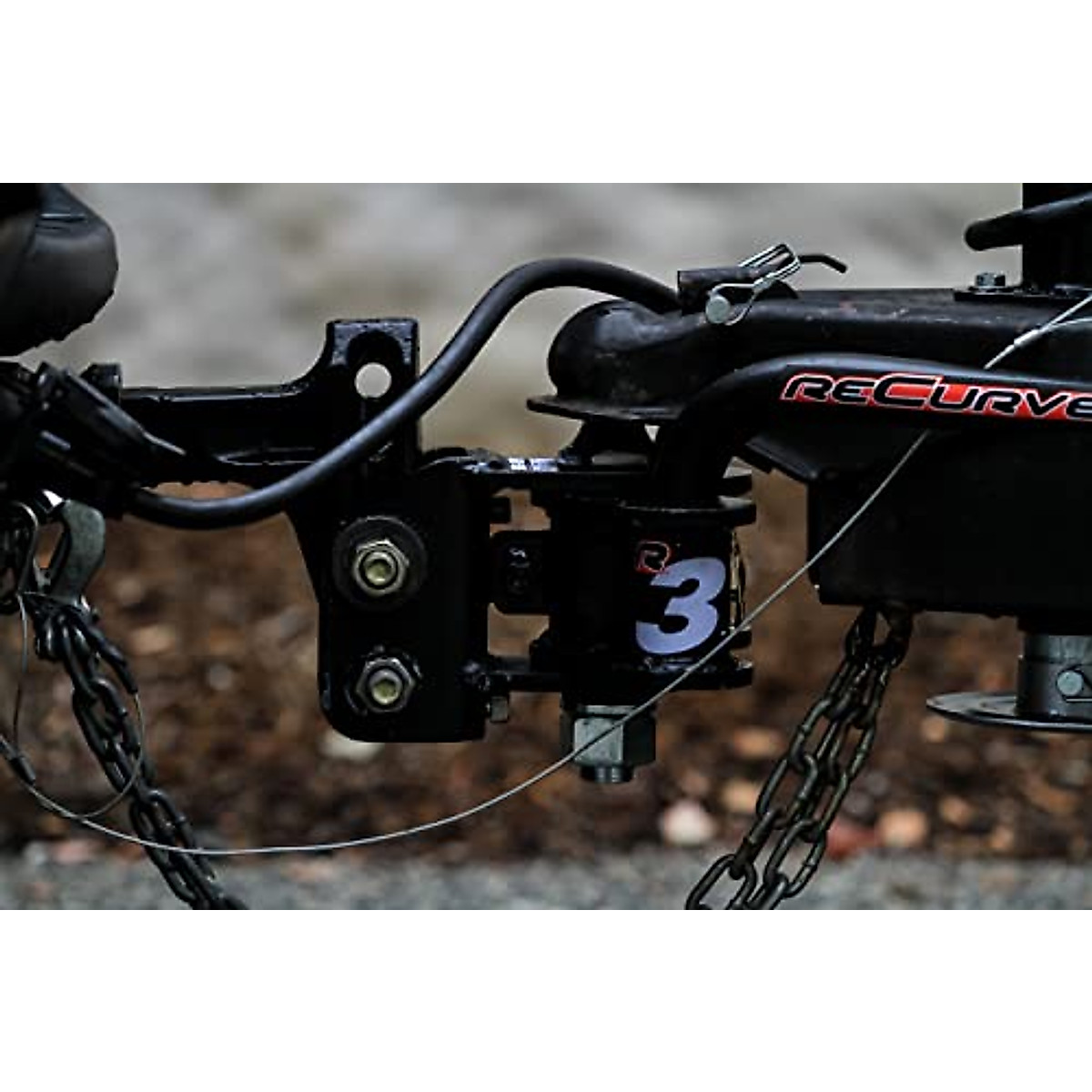 Camco Eaz-Lift ReCurve R3 600lb Weight Distribution Hitch | Features 800lb Max Tongue Weight Rating, 2-5/16-inch Ball has a 15,000lb Max Rating, and Adjustable Sway Control | (48751)