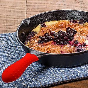 Sunsella Silicone Cast Iron Potholder Set - Hot Handle Holder with 2 x Pan Scrapers & Silicone Hot Pad