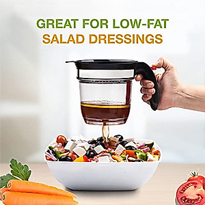 Fat Separator With Bottom Release, 4 Cup Gravy Separator for Cooking with Oil Strainer, Kitchen Gadgets Grease Separator Packaged with a 3-in-1 Multifunctional Peeler (Red)