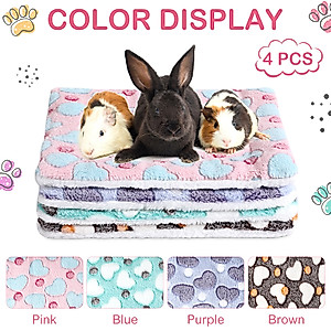 Tuanse 4 Pack Guinea Pig Bed Mat Bedding Rabbit Winter Bed Pad for Indoor Warm Small Animal Bed Mattres Fleece Sleeping Pad for Hedgehogs Bunny Ferrets Hamster (Heart,13 x 10 Inch)