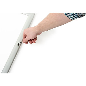 Displays2go Outdoor Frame for 22"x28" Posters or Advertisements, Locking, Weatherproof and Rustproof, Silver Aluminum