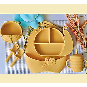 Tumtots - Premium Quality Silicone Baby Feeding Set & Baby Led Weaning Supplies Attractive Self Feeding Design with Strong Suction Plate & Suction Bowl, Stylish Bib, Sippy Cup, Spoon & Fork Utensils