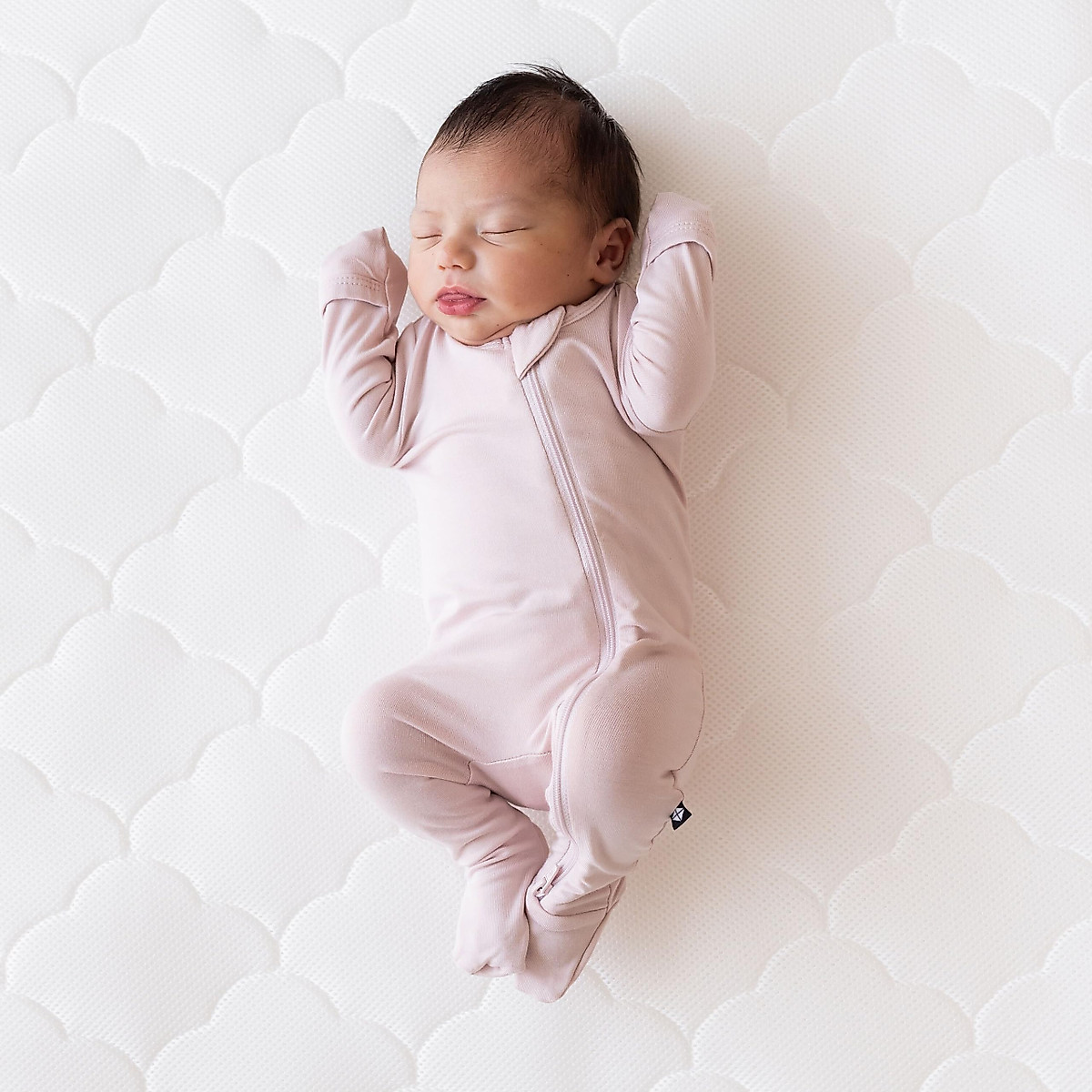 Newton Baby Original Extra Cover | Ultra-Breathable, Reduced Suffocation Risk, Safe, Machine Washable, Non-Toxic, Rest Easy, Fits Original, Waterproof Newton Crib Mattress - Cloud White (Cover ONLY)