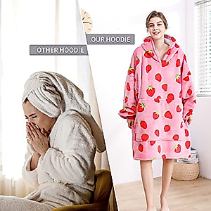 Blanket Hoodie Oversized Hoodie Oversized Blanket Hoodie,Premium Sherpa Fleece Oversized Hoodie Blanket Sweater Jacket with Giant Pocket,Super Cozy and Big Strawberry Blanket Hoodie for Women & Men