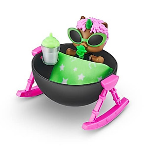 5 Surprise Unicorn Squad Series 6 Newborn Unicorn Glow Squard (2 Pack) by ZURU, Amazon Exclusive Mystery Collectible Toys, Mini Glow in The Dark, Collectable Capsule