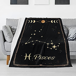wvihgku Pisces Constellation Blanket Astrology Sign Throw Blanket, Lightweight Microfiber Blanket Birthday Graduation to Mom Gifts for Women Men 50x40 in