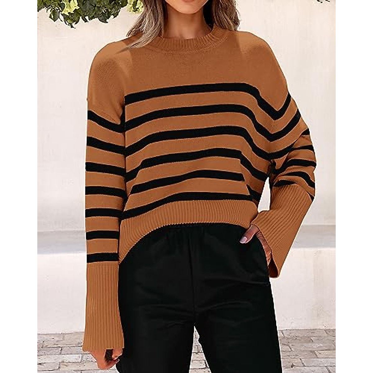 KIRUNDO Women's 2023 Fall Winter Casual Oversized Long Sleeve Striped Sweater Crew Neck Ribbed Knit Side Slit Pullover(Brown, Large)