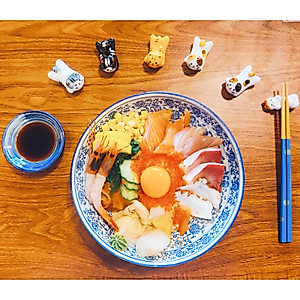 NaiHey Set of 5 Cute Lucky Cat Japanese Style Hand Painted Ceramics Ware Chopsticks Stand, Chopsticks Holder Spoon Forks Chopsticks Rests, Chinese Dinner Rest Rack (Painted Cat)