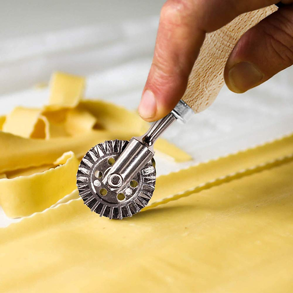 MASTER FENG Ravioli Stamp Maker Cutter with Roller Wheel Set, Mold with Wooden Handle and Fluted Edge, Pasta Press Kitchen Attachment (3 Set with Cutter)