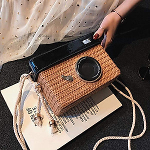 TENDYCOCO Crossbody Bag Camera Shaped Straw Woven Bag Mini Shoulder Bag for Women (Brown)