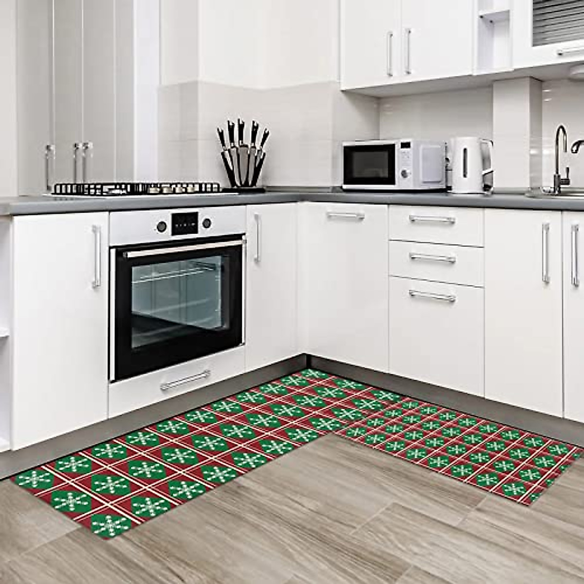Miaklek Christmas Snowflakes Kitchen Mats for Floor Anti Fatigue Mats for Kitchen Floor Kitchen Rugs Cushioned Mats Non Slip Comfort Standing Kitchen Rugs Set of 2, Red and Green Rhombus Lattice