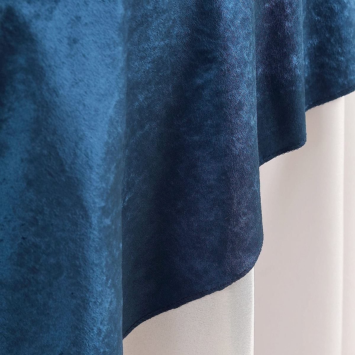 Tableclothsfactory 72"x 72" Navy Blue Premium Velvet Square Table Overlay Square Tablecloth Cover for Wedding Party Event Banquet