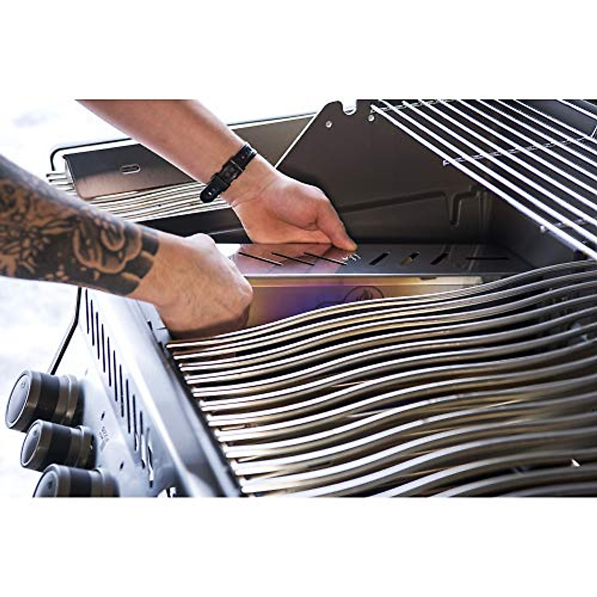Napoleon Stainless Steel Smoker Box 67013 Add Smoky Flavor to BBQ, Easily Turn Gas Grill Into Smoker, Add Wood Chips or Chunks to Smoke Food on Barbecue 16.25 x 2.54 x 3.5