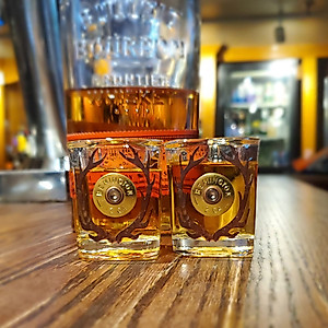 HAMILO Shotgun Shell Deer Hunting Shot Glass Set Of 2, 2 Oz, Funny Novelty Shot Glasses, Decorative Shot Gun Shell Gift for Hunting&Gun Lovers, Cool Bullet Cowboy Shot Glass, Mom, Dad, Teacher, Friend