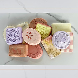 DIY Cocoa Butter Soap Making Kit - Learn How to Craft Custom Scented and Dyed Soap Bars