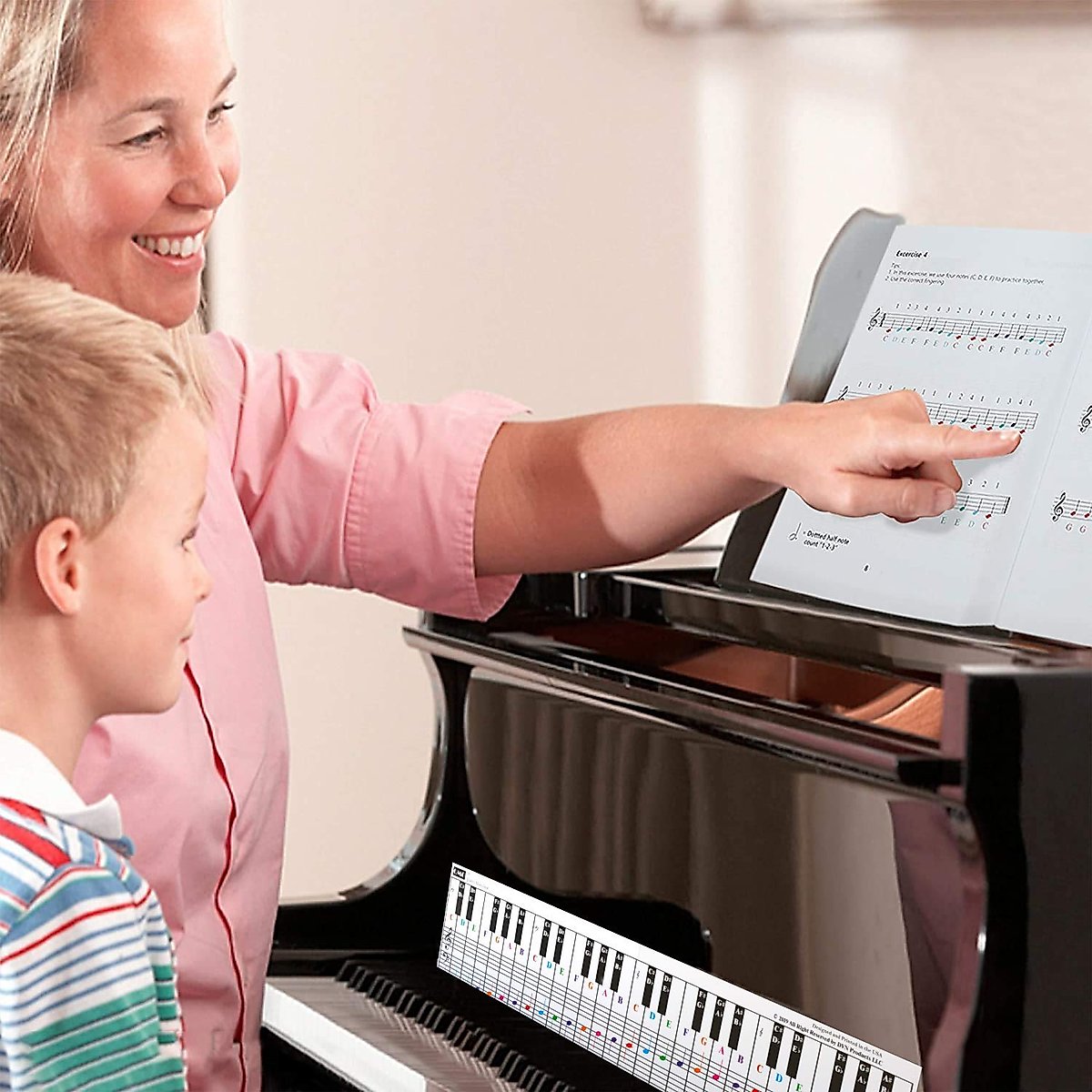 QMG Piano and Keyboard Note Chart and Complete Color Note Piano Music Lesson and Guide Book for Kids and Beginners