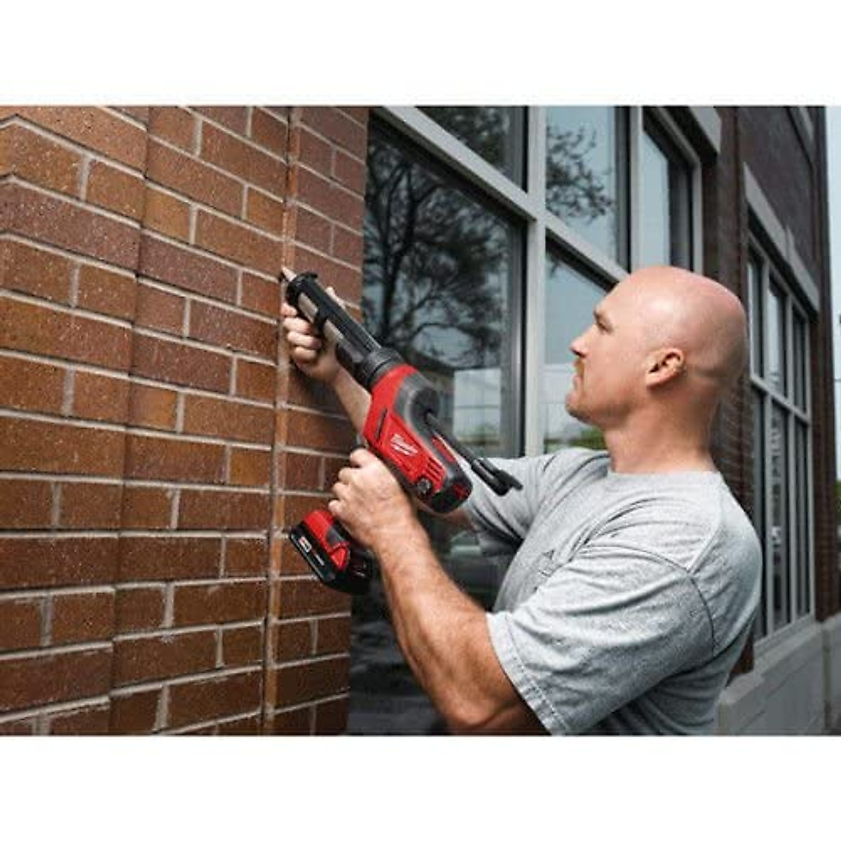 Milwaukee 2641-20 M18 18V Li-Ion Cordless Caulk/Adhesive Gun (Bare Tool) New