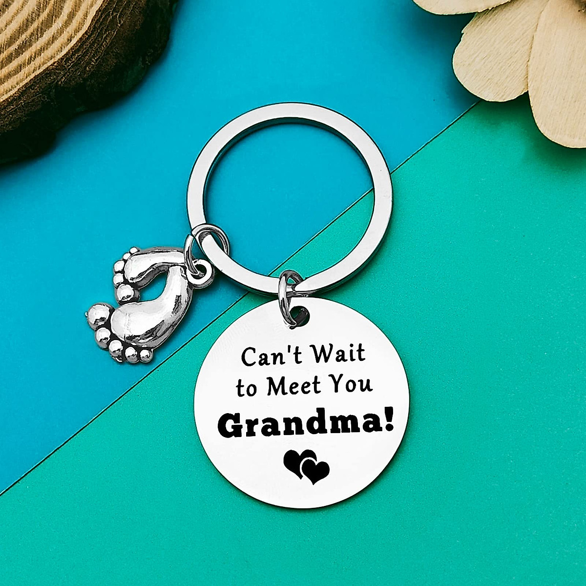 Grandma to Be Gift Keychain New Grandma Gift New Baby Reveal Gift For Grandma Grandmother Announcement Gift Jewelry Grandmother Announcement Gift Baby Pregnancy Announcement Gift for New Grandmother