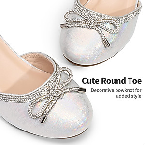 DREAM PAIRS Girls Dress Shoes Closed Toe Low Heels Ankle Strap Pumps for Toddler Little Big Kid Flower Party Wedding Princess,Size 2 Little Kid,SILVER,SDFL2318K