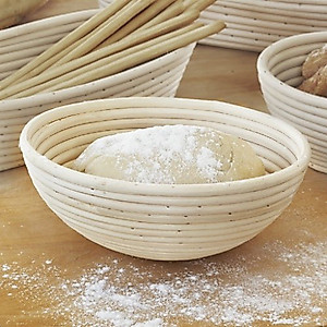 eoocvt 7 inch Round Banneton Brotform Bread Dough Proofing Rising Rattan Handmade Basket with Linen Liner Cloth - 18 x 9cm