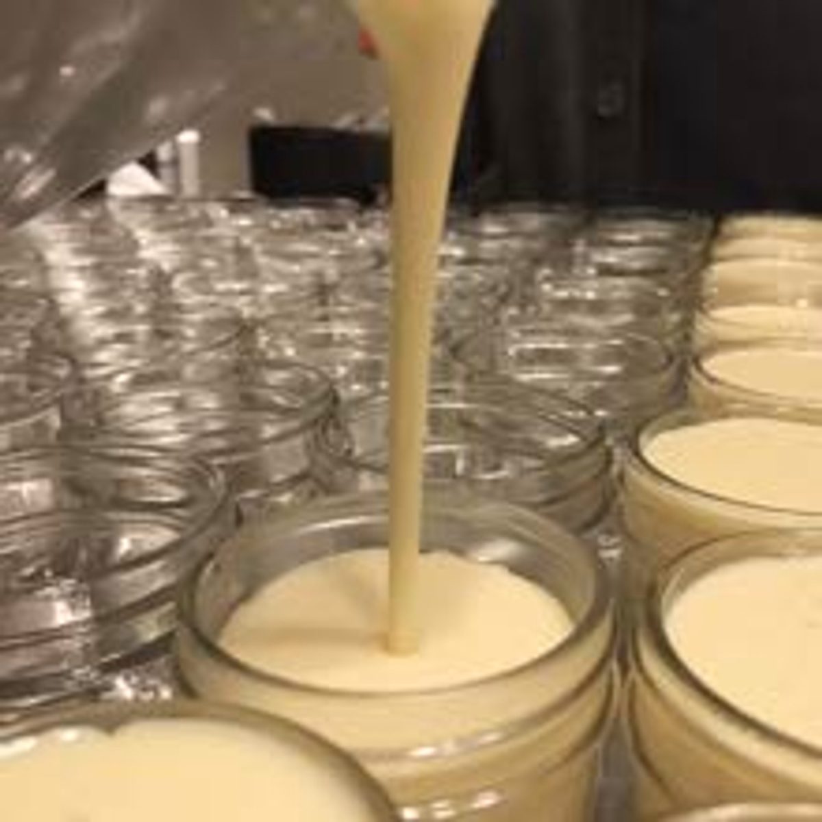 ace high Unscented Hair Clay, Strong Hold, Satin to Matte Finish, Adds Texture and Thickness, 4oz