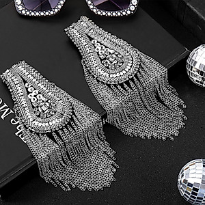 4 Pieces Metal Tassel Link Chain Epaulet Beaded Crystal Shoulder Boards Badge Punk Rivet Shoulder Jewelry Epaulettes Shoulder with Pins for Men and Women Uniform Accessories (Silver)