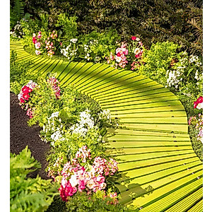 Plow & Hearth Roll-Out Curved Green Hardwood Garden and Yard Pathway | Portable Walkway | Weather-Resistant | Easy to Clean | 4'L x 18" W